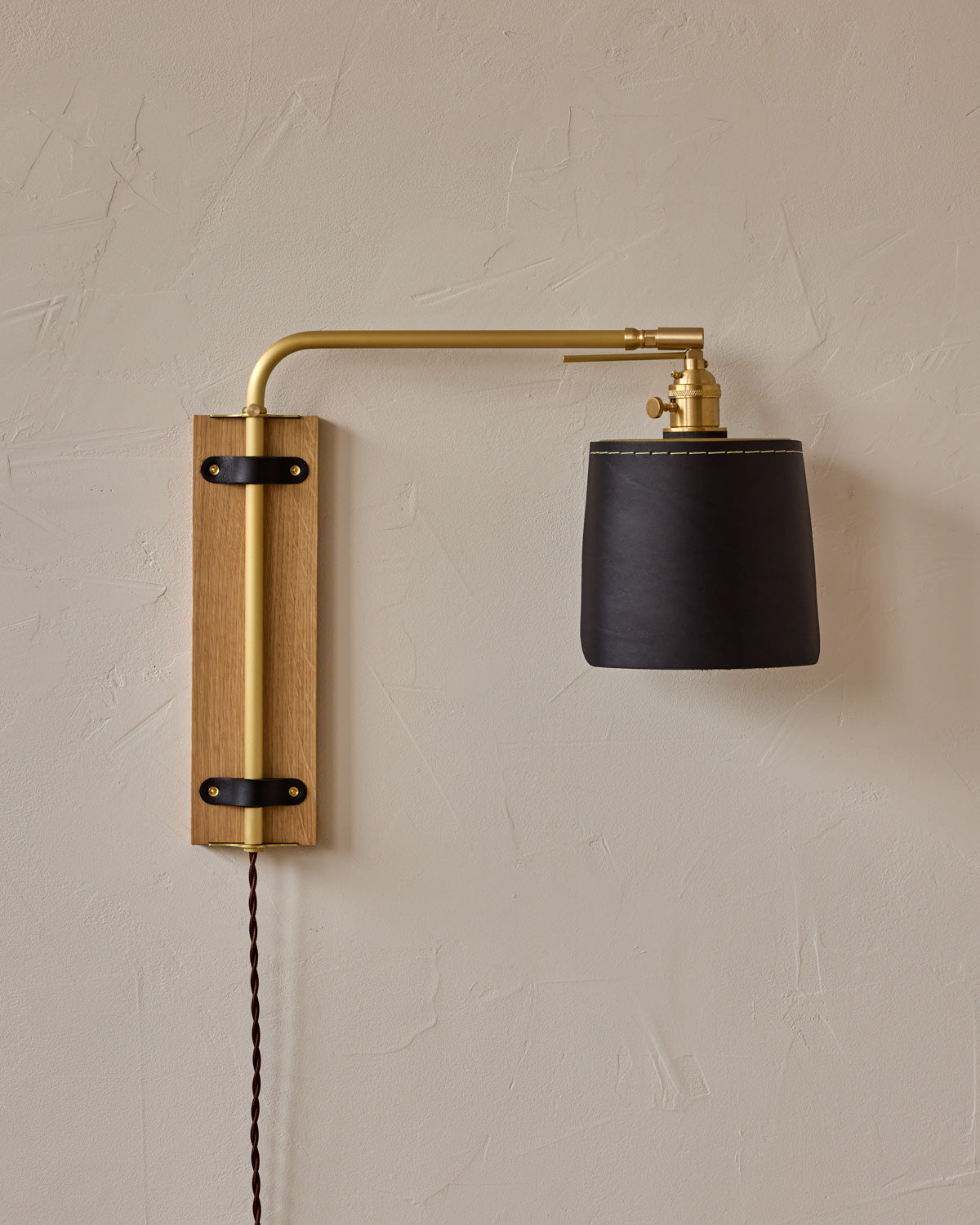 Ava Wall Sconce - Plug-in